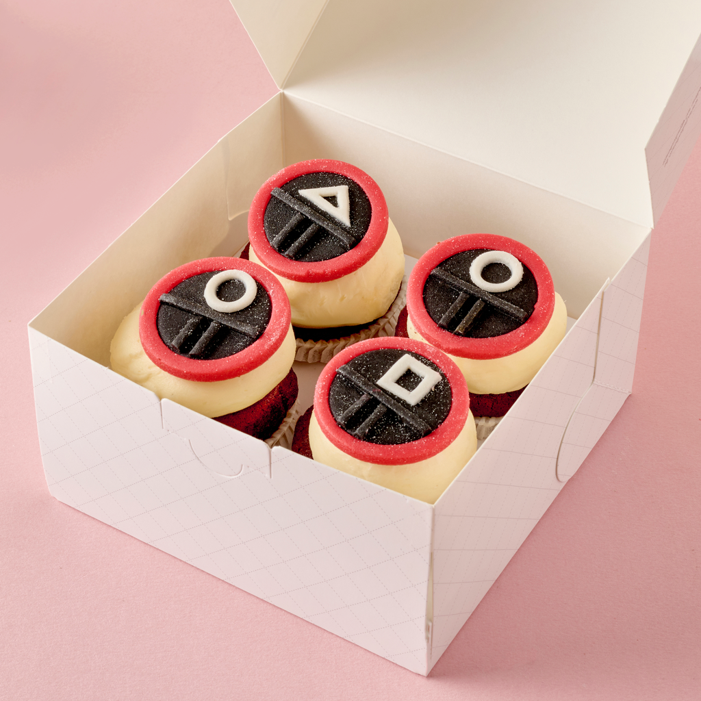 Squid Game red velvet cupcake box | Julie's house